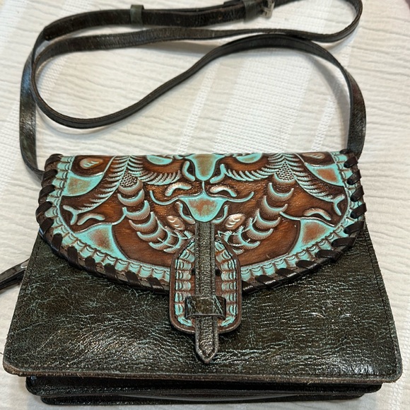 Patricia Nash | Bags | Patricia Nash Tooled Crossbody | Poshmark